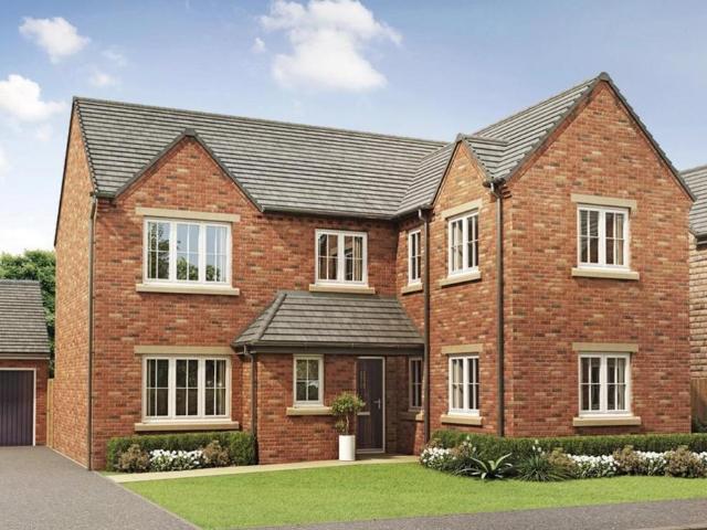 5 bedroom detached house for sale