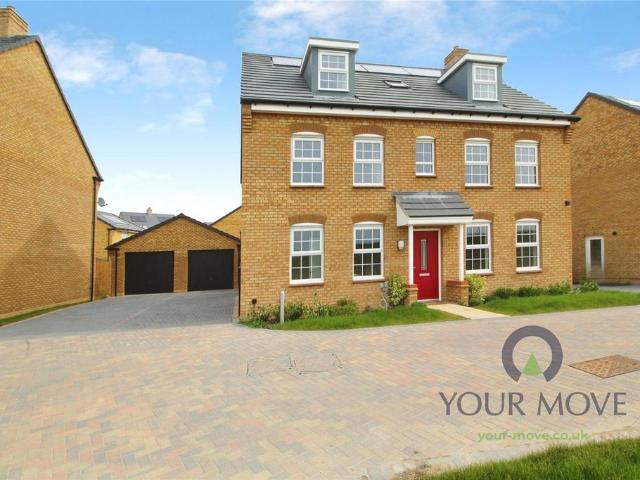 5 bedroom detached house for sale