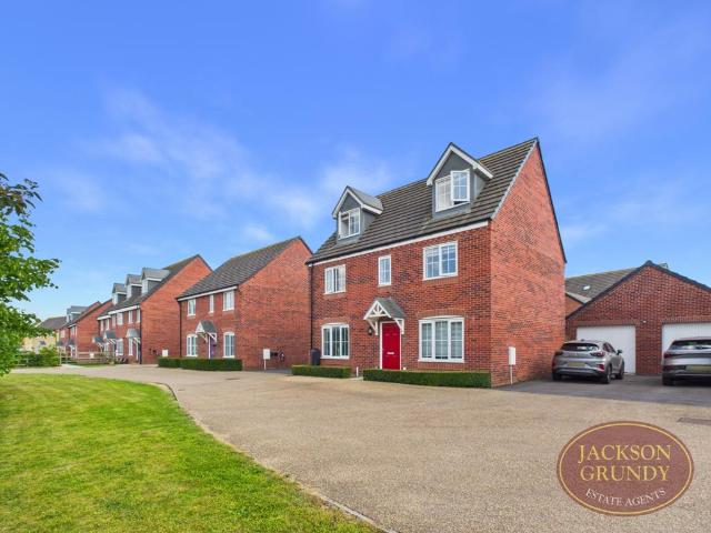 5 bedroom detached house for sale