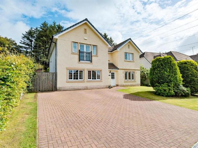 5 bedroom detached house for sale