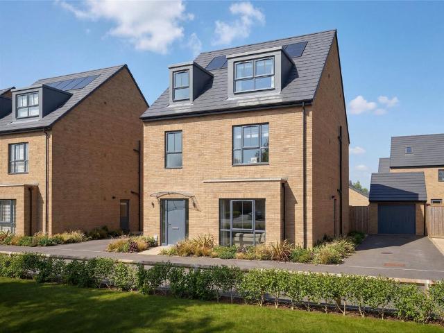 5 bedroom detached house for sale