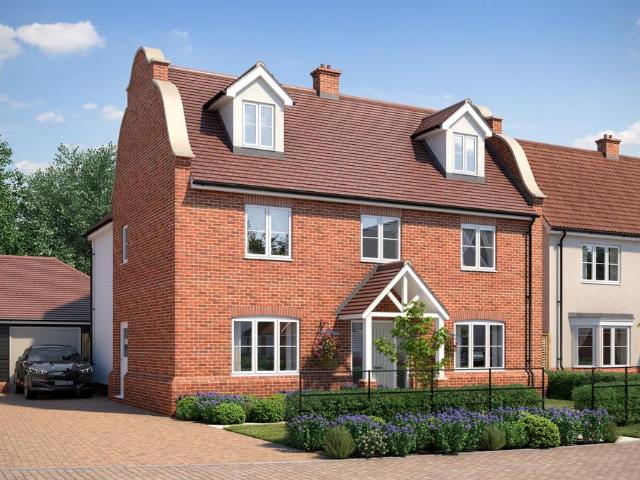 5 bedroom detached house for sale