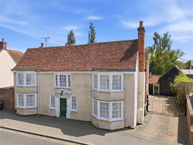 5 bedroom detached house for sale