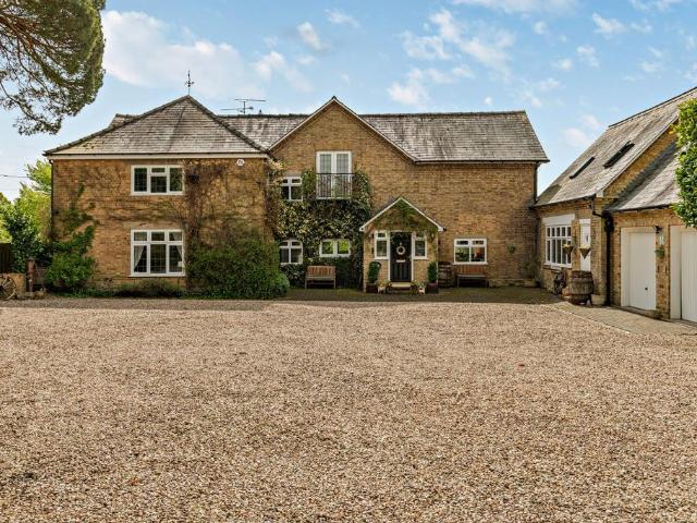 7 bedroom detached house for sale