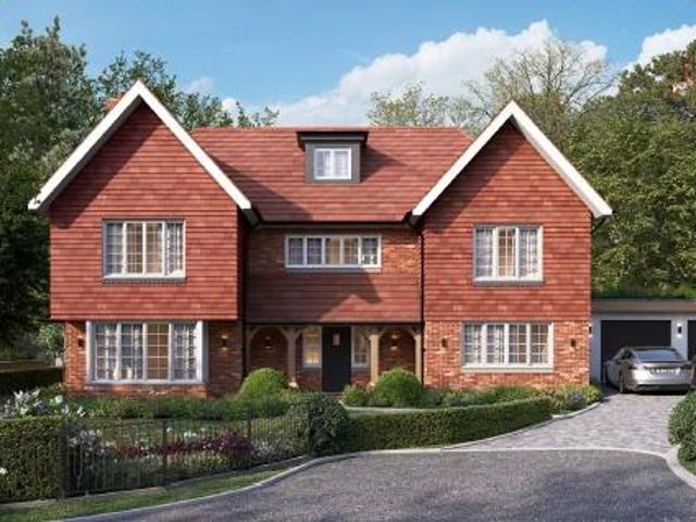 5 bedroom detached house for sale