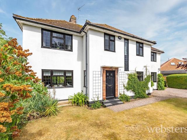 5 bedroom detached house for sale