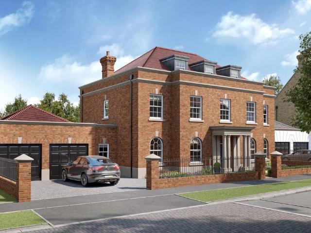 5 bedroom detached house for sale