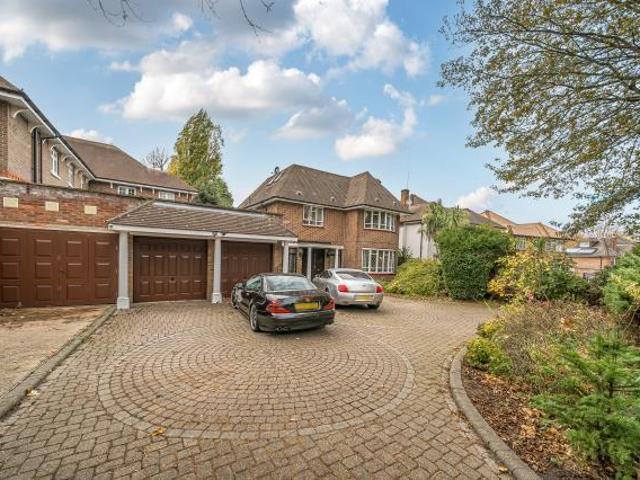 5 bedroom detached house for sale
