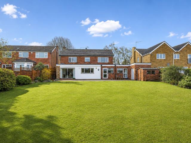 5 bedroom detached house for sale