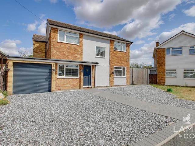 5 bedroom detached house for sale