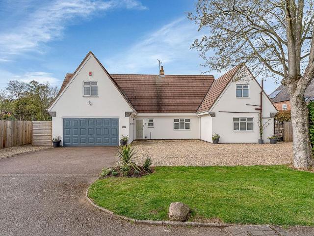 5 bedroom detached house for sale