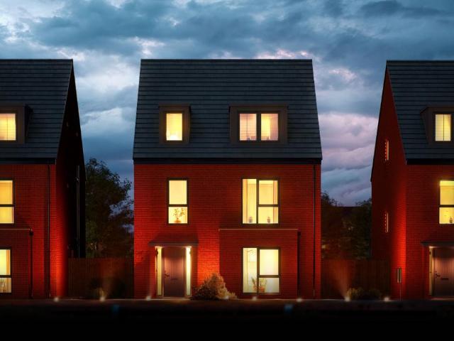 5 bedroom detached house for sale