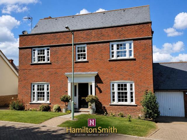 5 bedroom detached house for sale