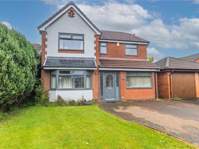 5 bedroom detached house for sale