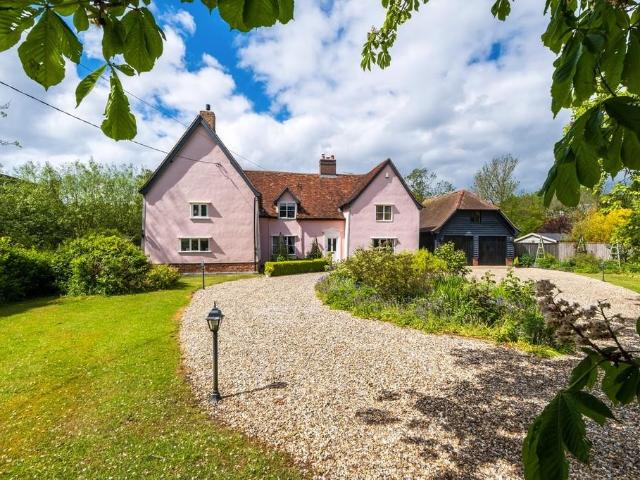 5 bedroom detached house for sale