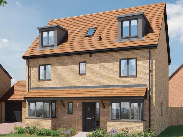 5 bedroom detached house for sale