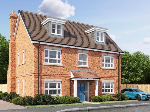 5 bedroom detached house for sale