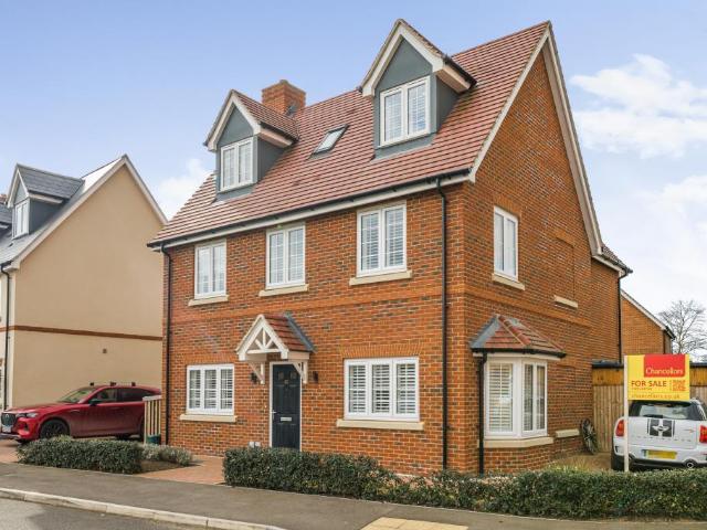 5 bedroom detached house for sale
