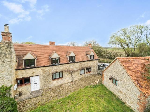 5 bedroom semi detached house for sale