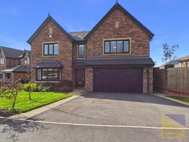 5 bedroom detached house for sale