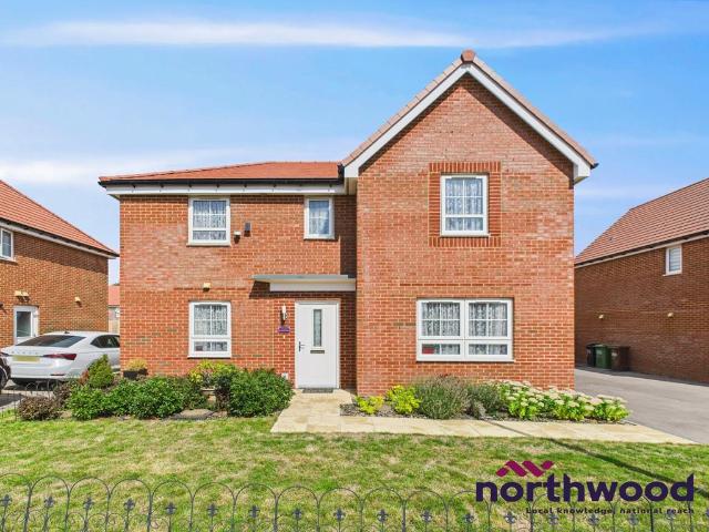5 bedroom detached house for sale