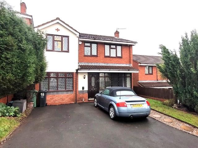 5 bedroom detached house for sale