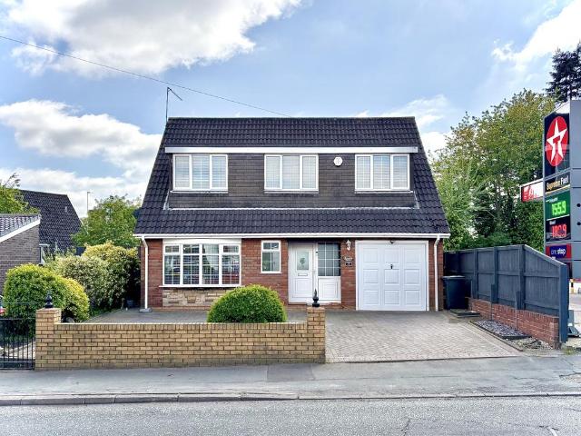 5 bedroom detached house for sale