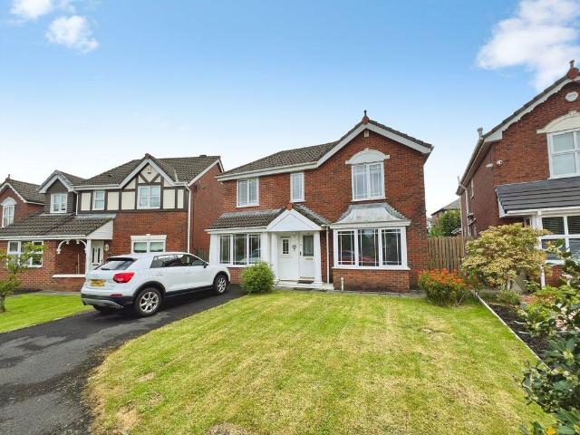 5 bedroom detached house for sale