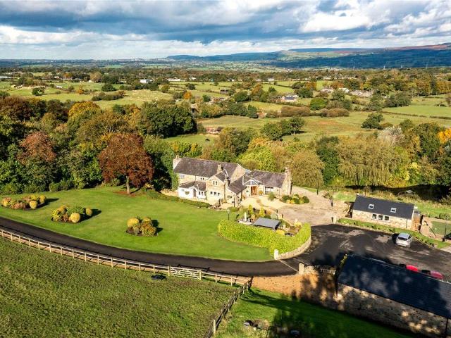5 bedroom detached house for sale
