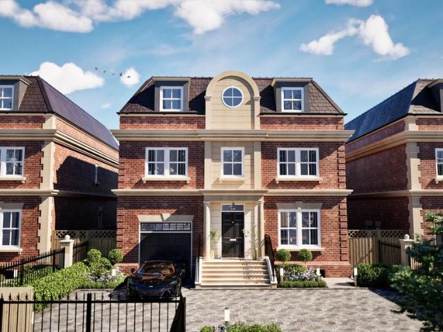 5 bedroom detached house for sale