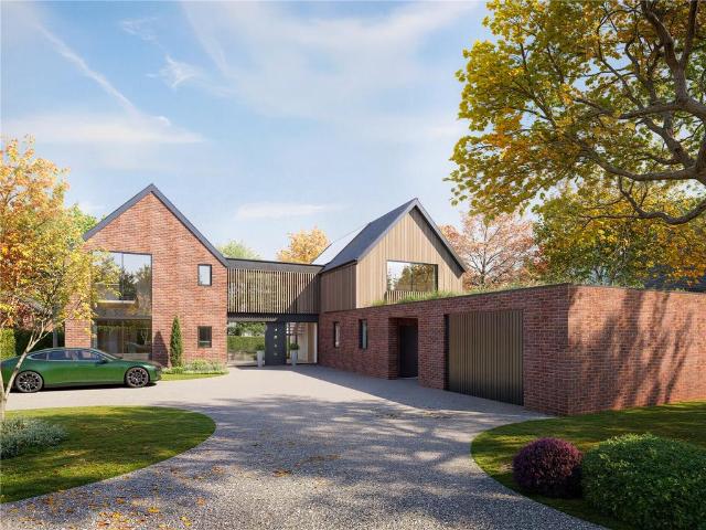 5 bedroom detached house for sale