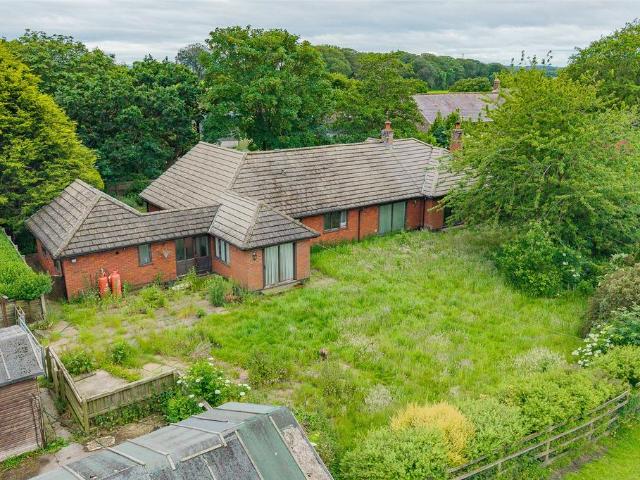 5 bedroom property with land for sale