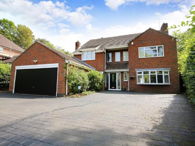 5 bedroom detached house for sale