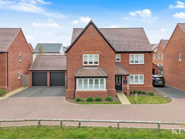 5 bedroom detached house for sale