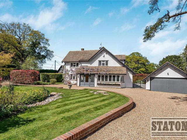 5 bedroom detached house for sale