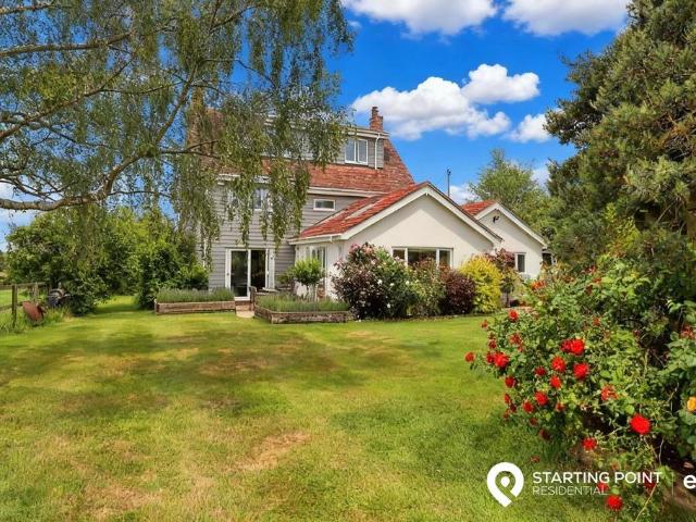 5 bedroom detached house for sale