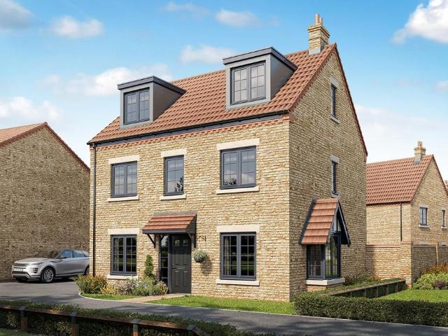 5 bedroom detached house for sale