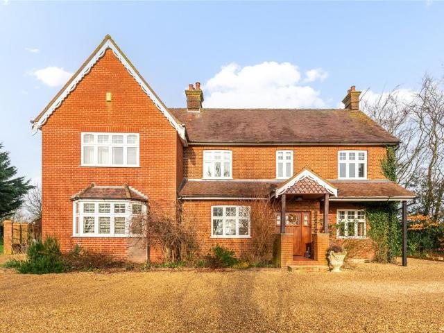 5 bedroom detached house for sale