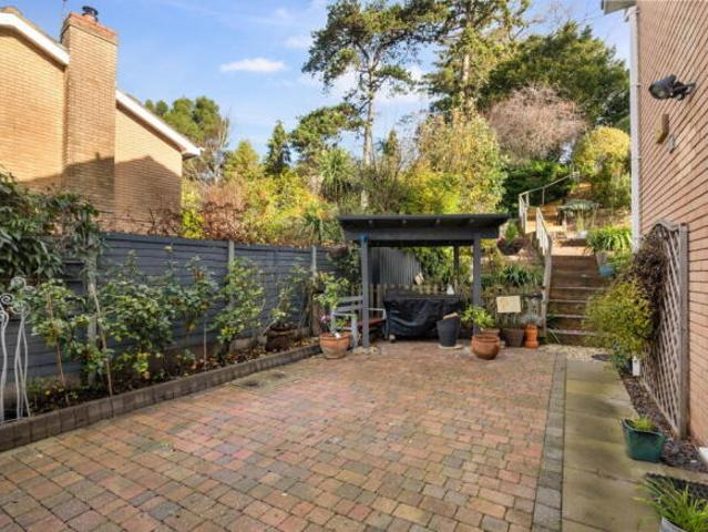 5 bedroom detached house for sale in 107 Battenhall Road, Battenhall, Worcester. WR5 2BU, WR5