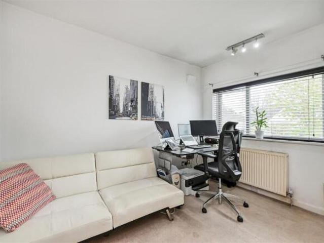 5 bedroom detached house for sale in 18 Uplands Avenue, Finchfield, Wolverhampton, WV3 8AA, WV3
