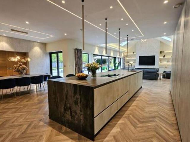 5 bedroom detached house for sale in 19 Lostock Junction Lane, Lostock, Bolton, BL6 4JR, BL6
