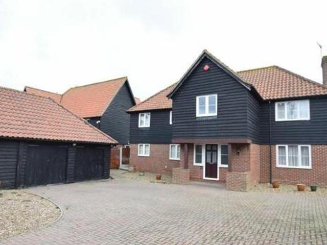 5 Bedroom Detached House For Sale In 25 Point Clear Road