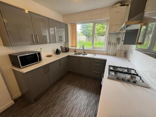 5 bedroom detached house for sale in 340 Prestwood Road, WV11