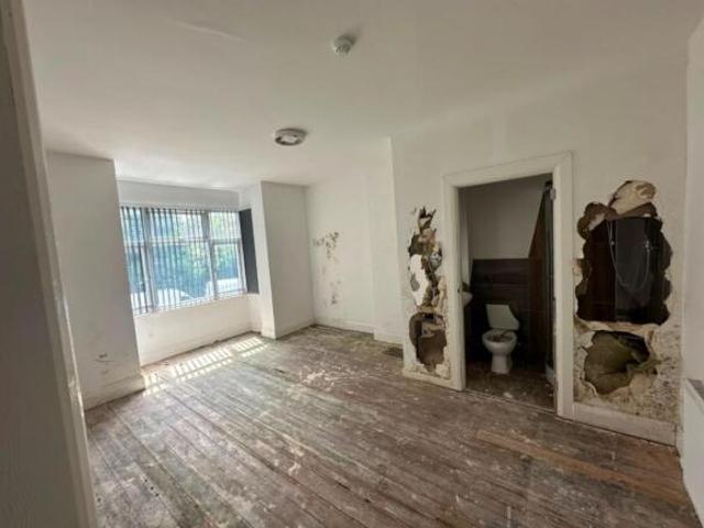 5 bedroom detached house for sale in 4 Broxtowe Lane, Nottingham, NG8 5NP, NG8