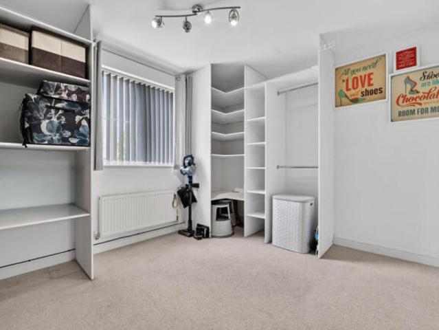 5 bedroom detached house for sale in County Road, Hampton Vale, Peterborough, PE7