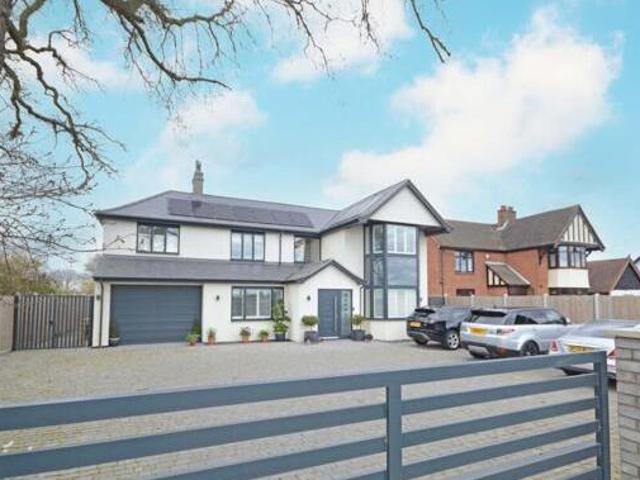 5 Bedroom Detached House For Sale In Coggeshall
