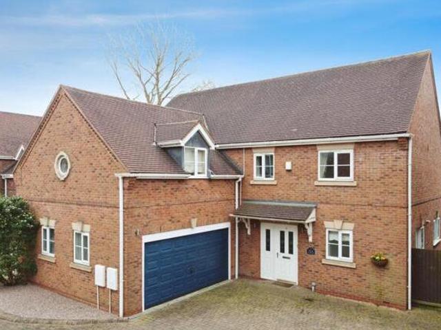 5 Bedroom Detached House For Sale In Coleshill, Birmingham
