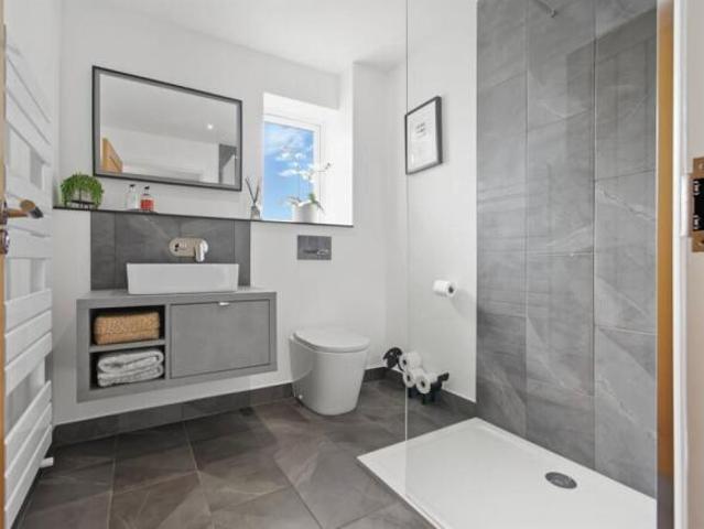 5 bedroom detached house for sale in Collards Close, Monkton, Ramsgate, CT12