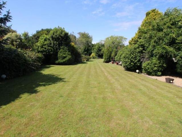 5 bedroom detached house for sale in Compton Drive, Eastbourne, BN20 8BX, BN20