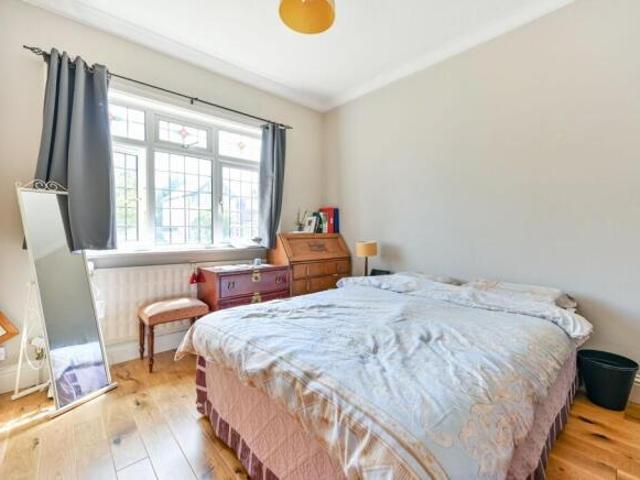 5 bedroom detached house for sale in Connaught Road, New Malden, KT3